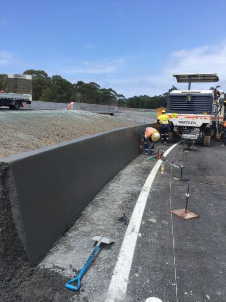 Slipform Kerb & Channel/Machine laid Kerbing/Kerblayers/Concrete Drains/Footpaths Bikeways ...